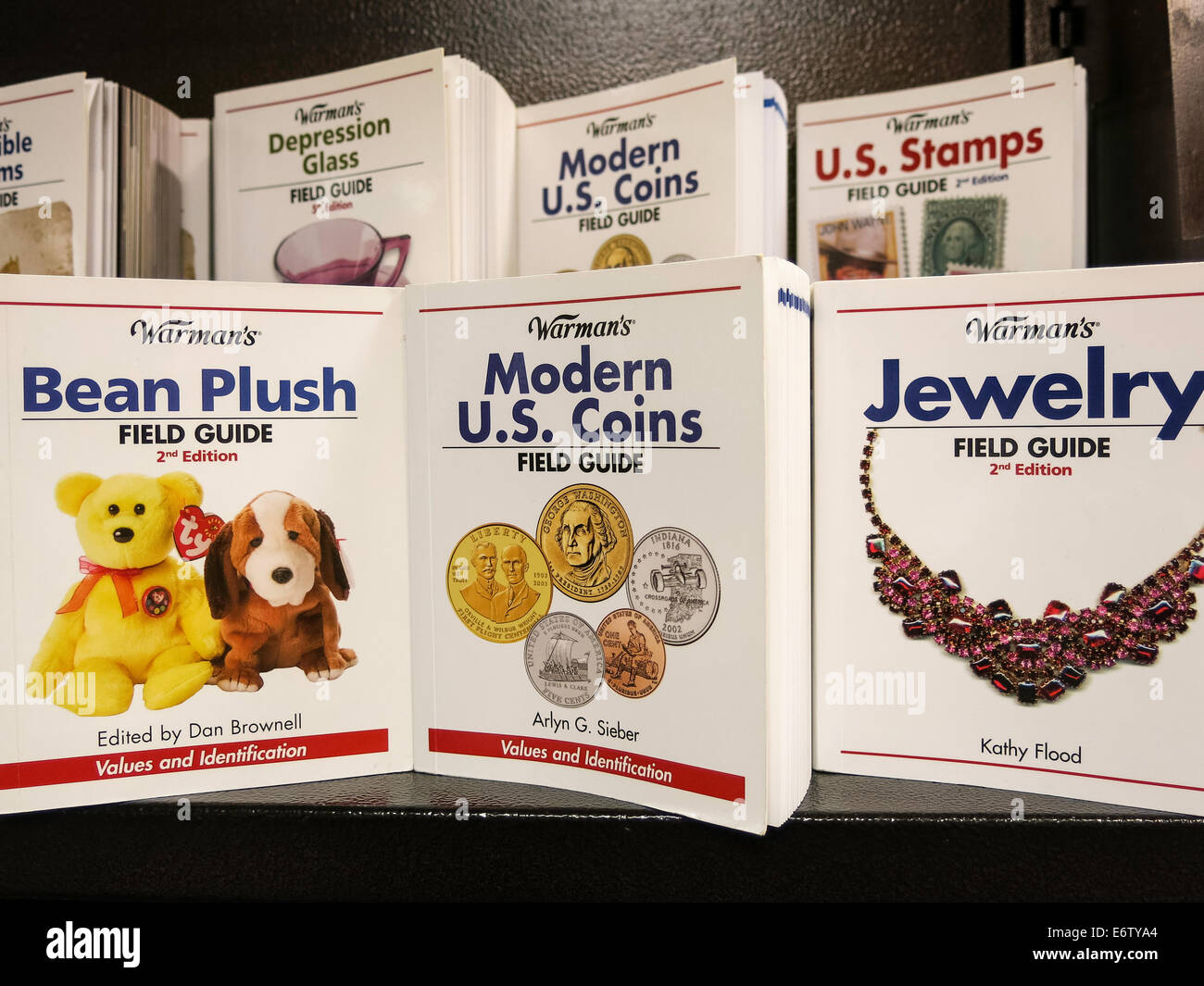 Collectibles hi-res stock photography and images - Alamy