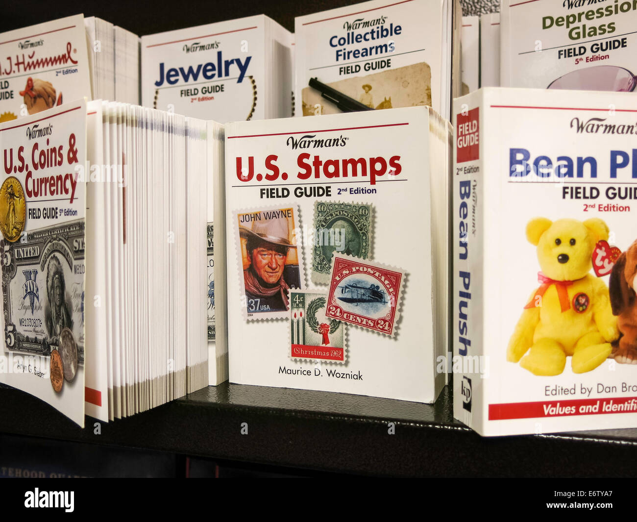 Collectibles hi-res stock photography and images - Alamy