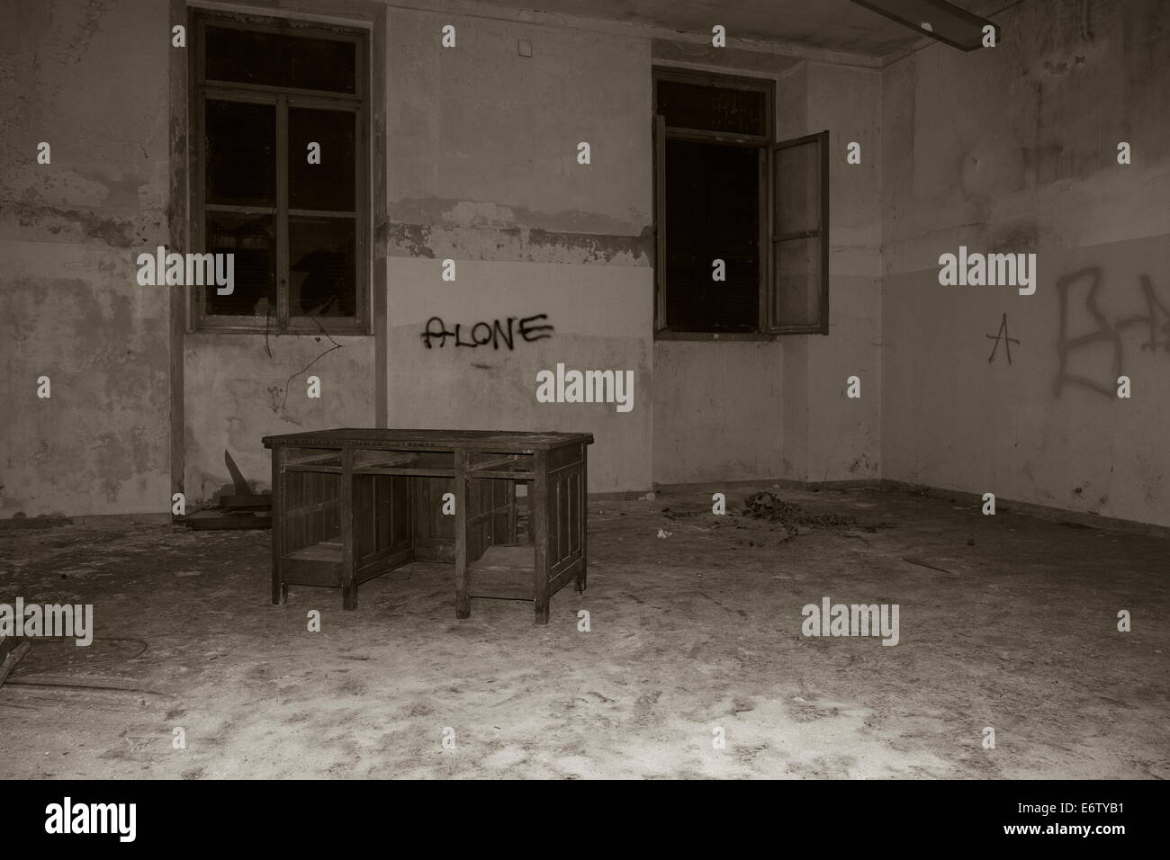Asylum table hi-res stock photography and images - Alamy