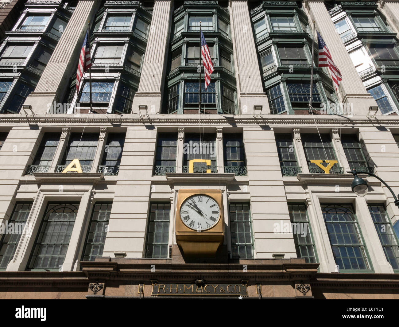 R. H. Macy & Company Flagship Store, NYC Stock Photo - Alamy