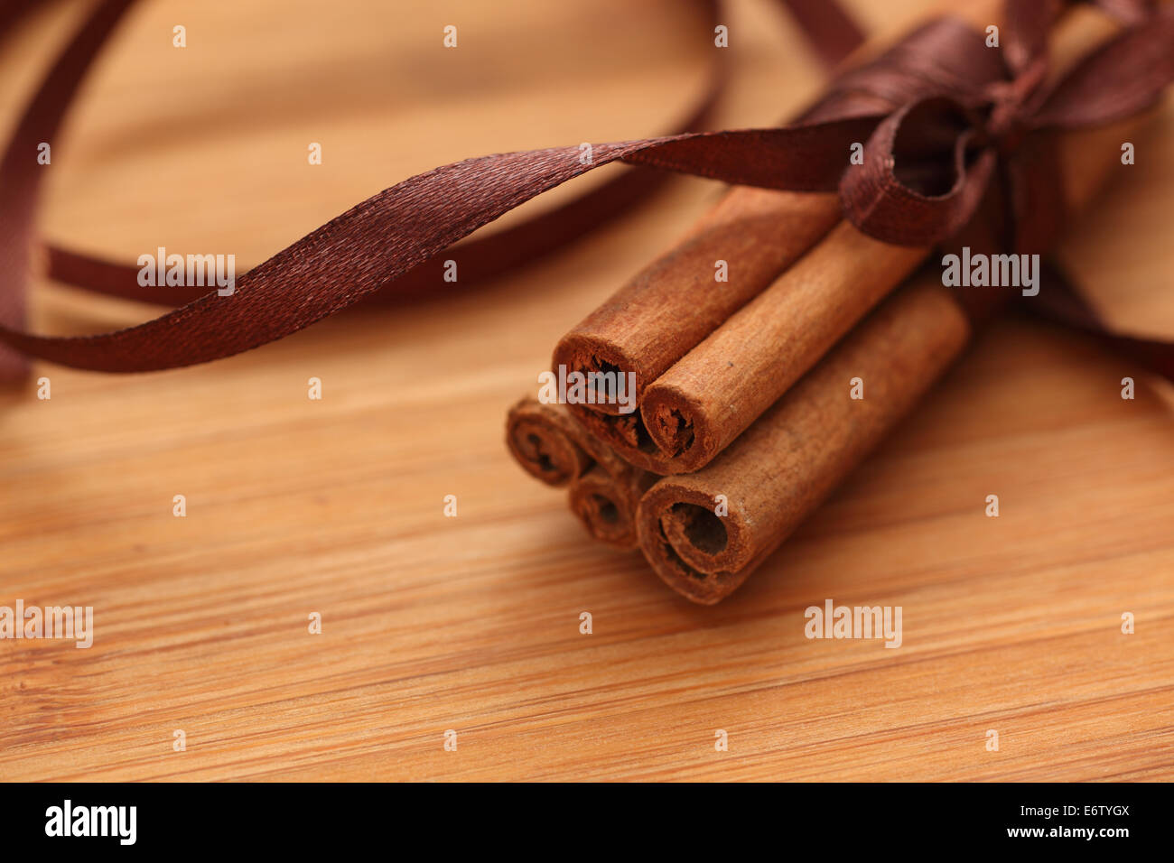 Cinnamon Sticks. Close-up Stock Photo - Alamy