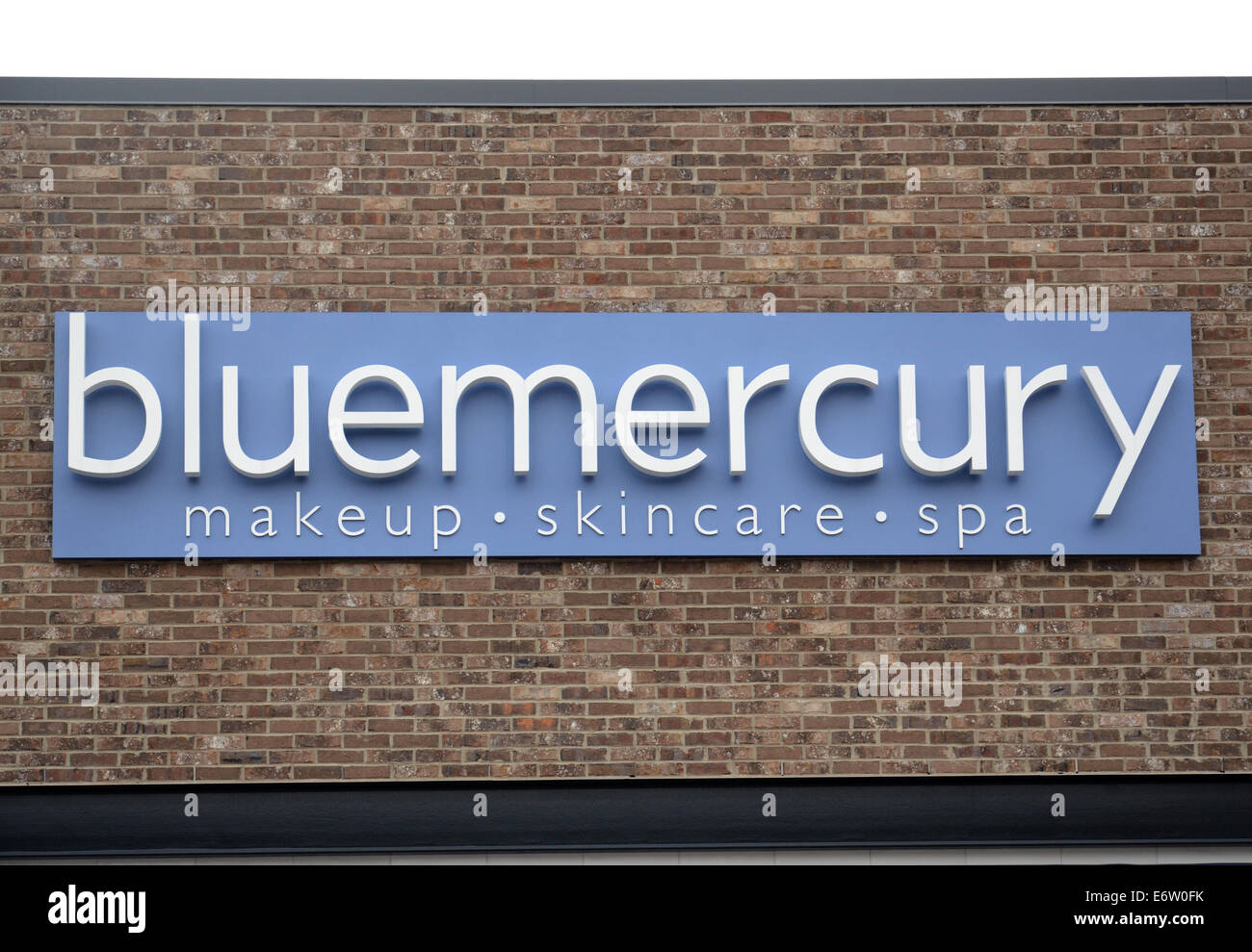 Bluemercury Logo