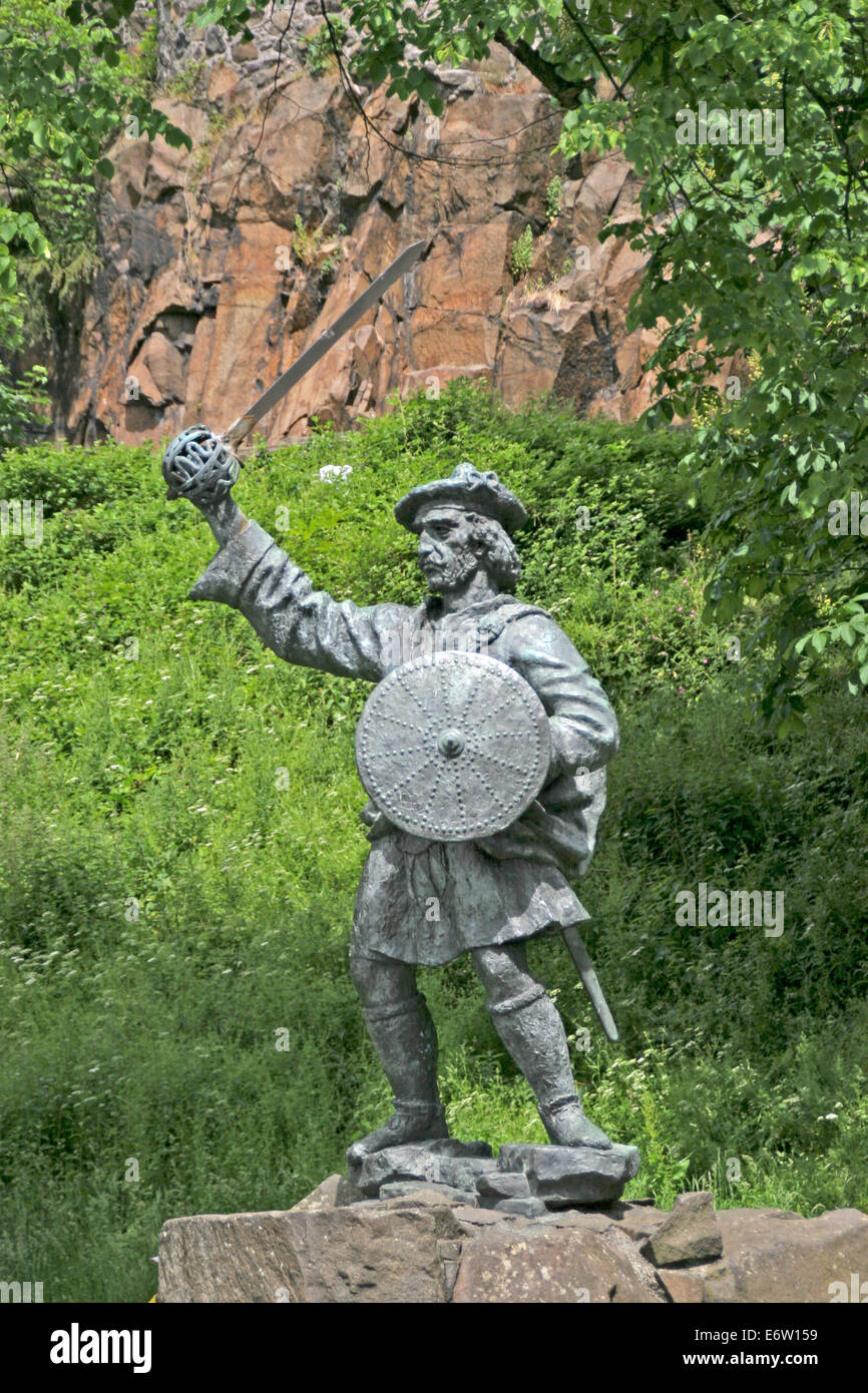 Rob roy statue stirling scotland hi-res stock photography and images ...