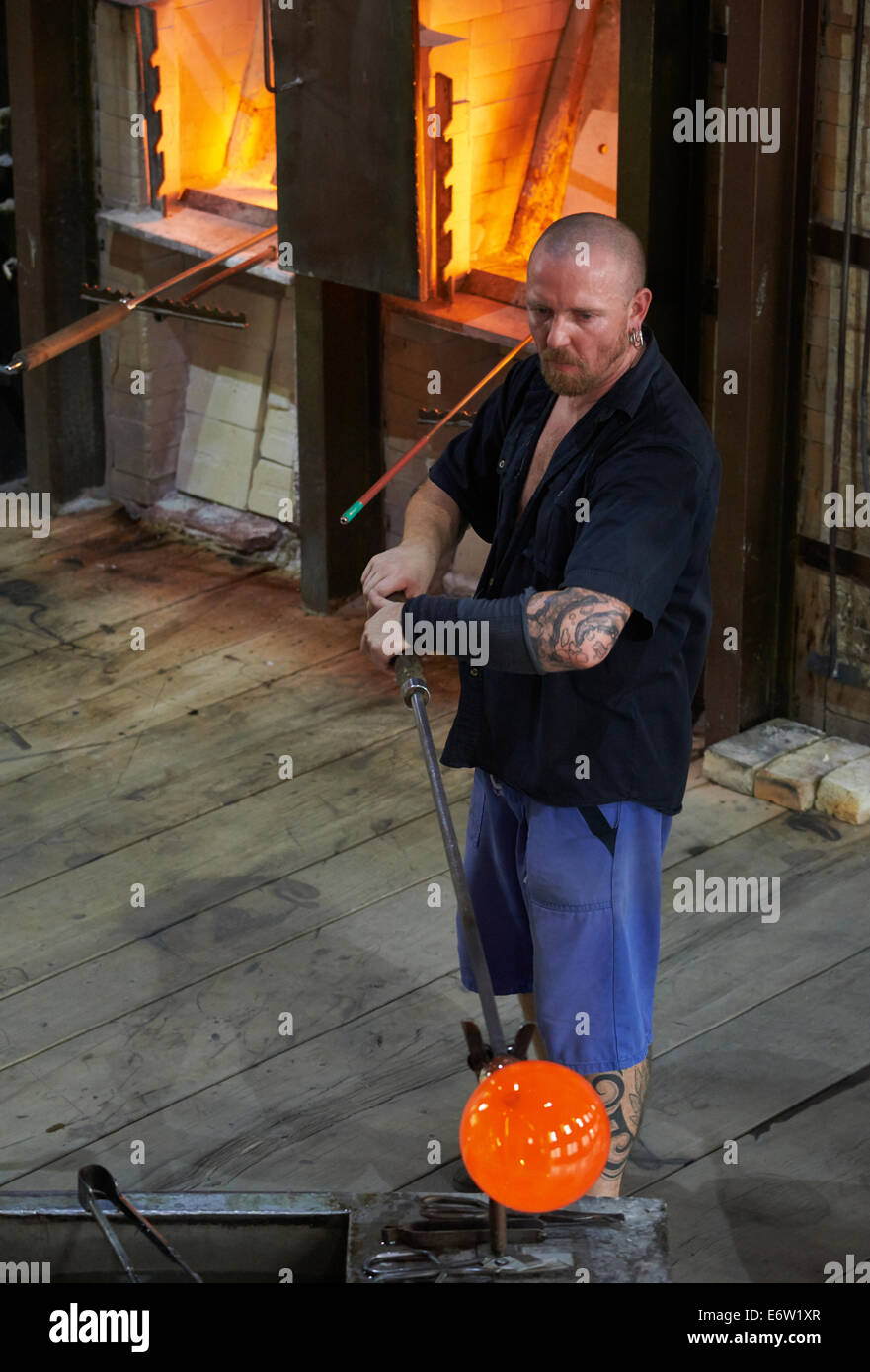 Czech glass items hi-res stock photography and images - Alamy