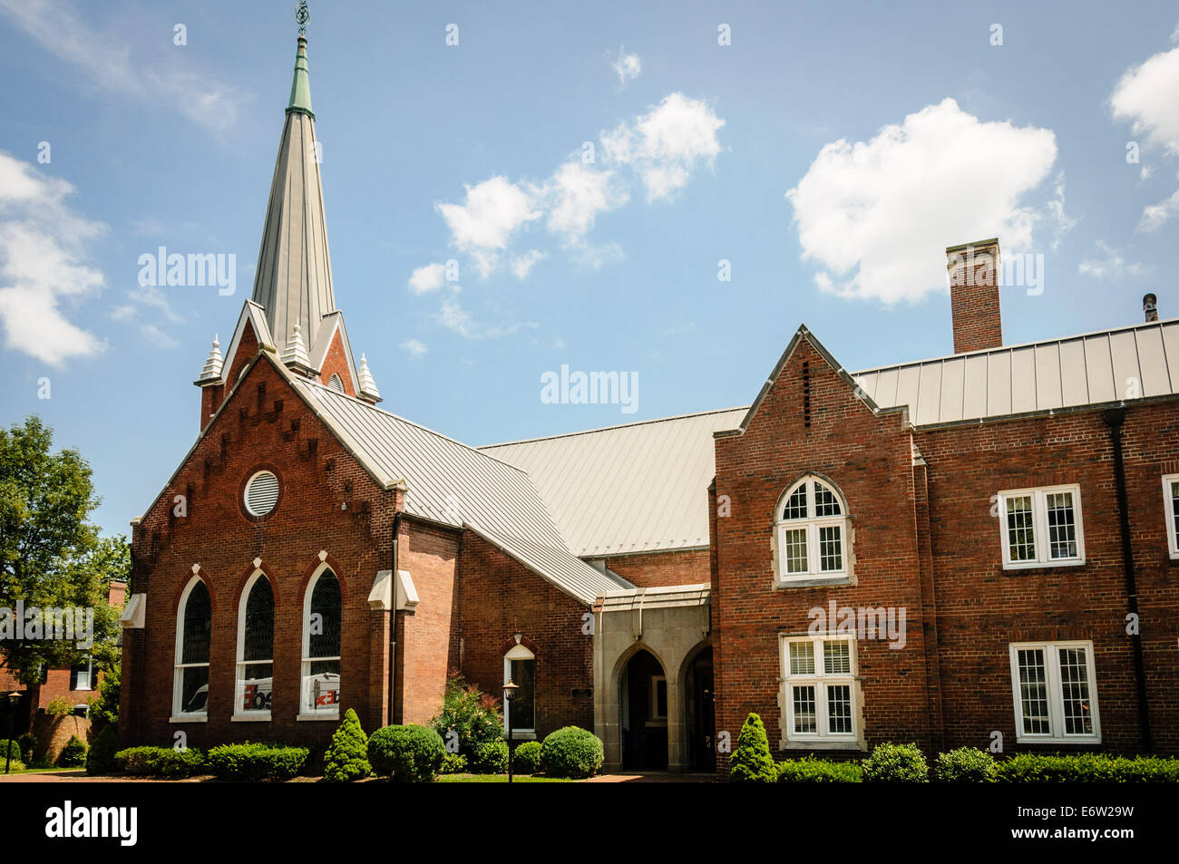 Sinking church hi-res stock photography and images - Alamy