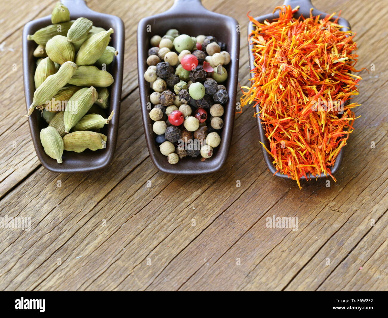 Green saffron spices hi-res stock photography and images - Alamy