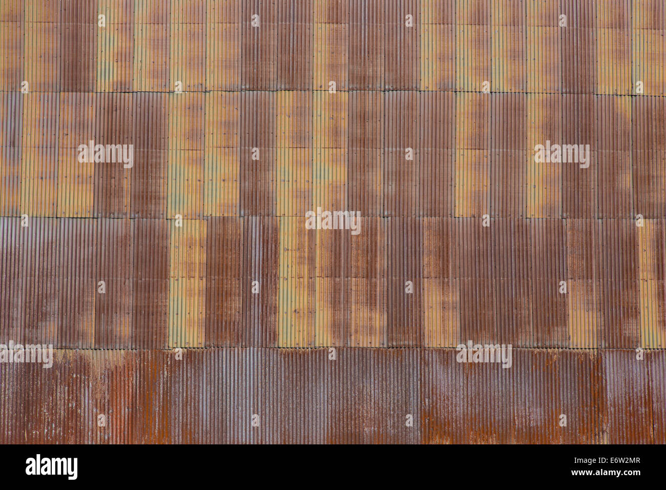 Rusted patterns hi-res stock photography and images - Alamy