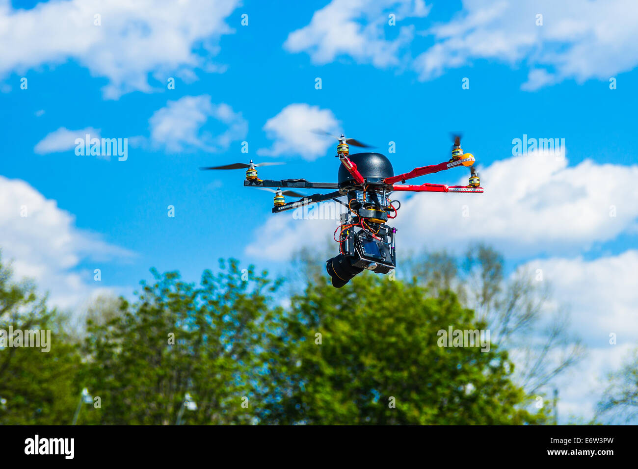 Hexacopter hi-res stock photography and images - Alamy