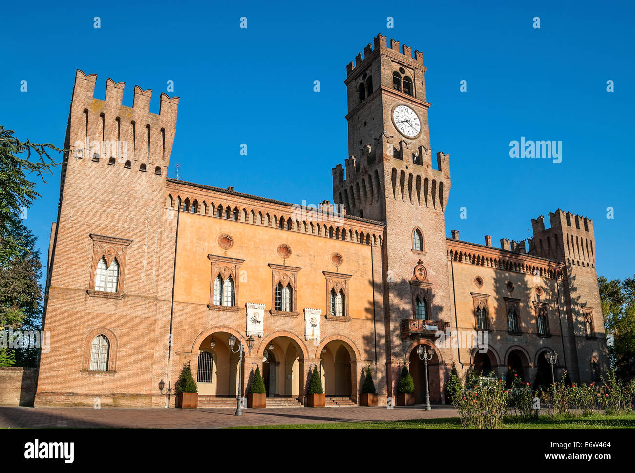 Busseto architektur hi-res stock photography and images - Alamy