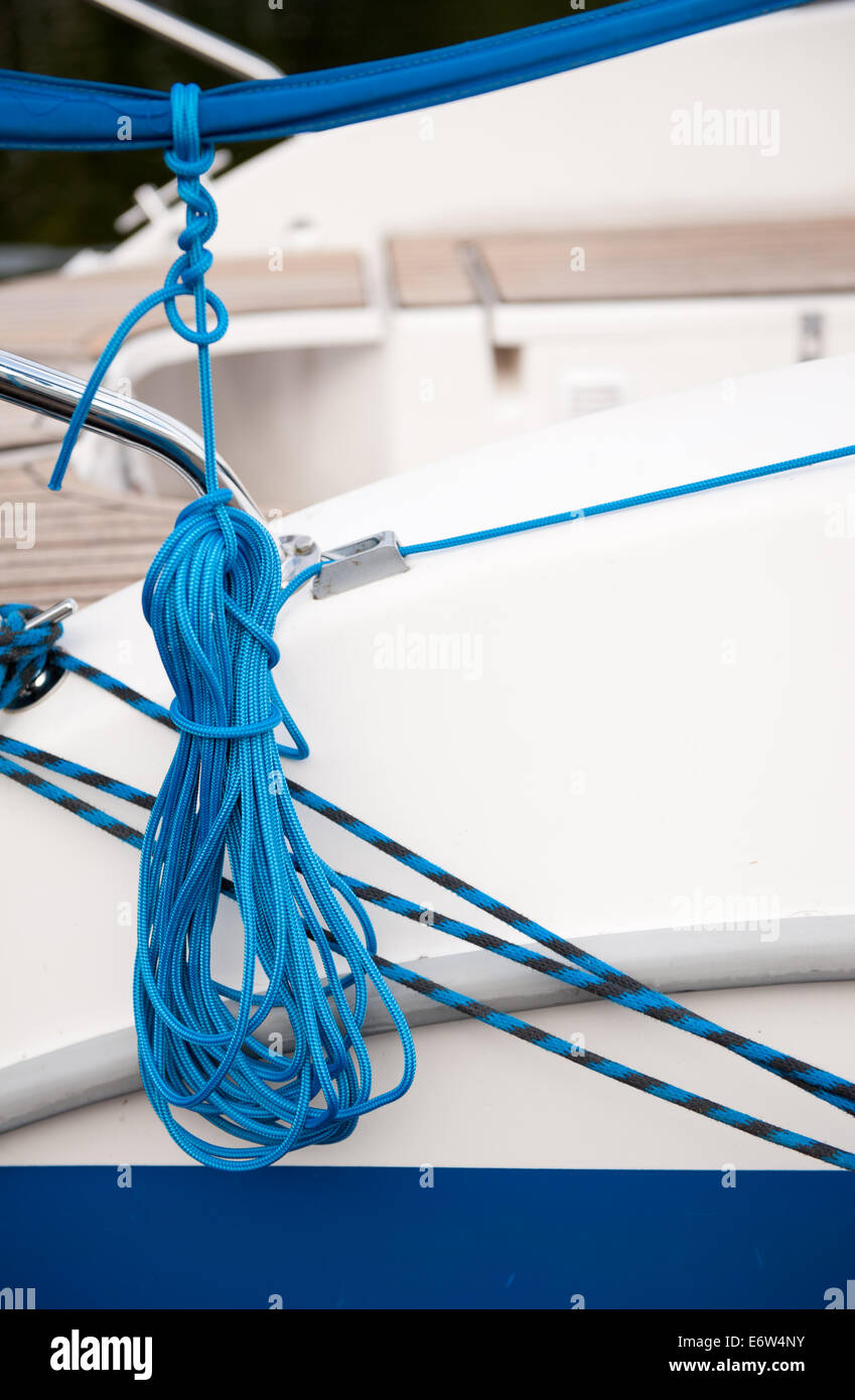 The blue rope hi-res stock photography and images - Alamy
