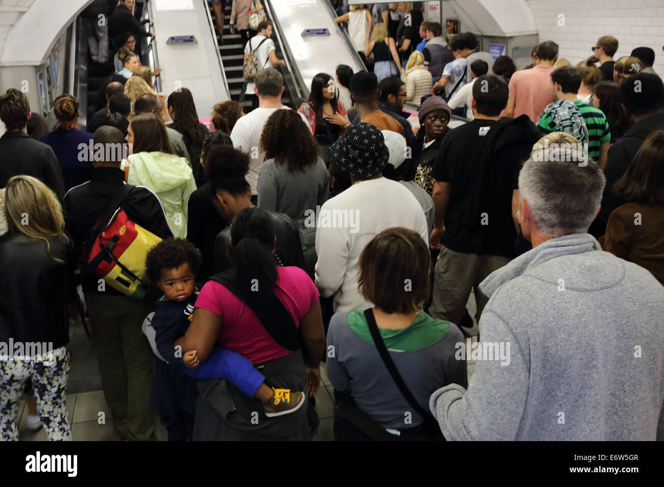 Rush hour, London underground, UK Photo : Pixstory / alamy Stock Photo ...