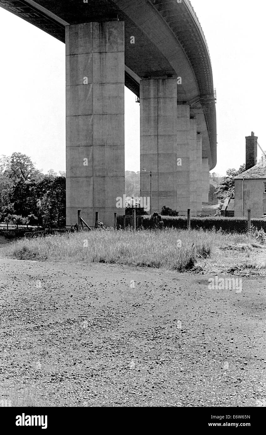 The Erskine Bridge. It was designed by William Brown and opened on 2nd ...