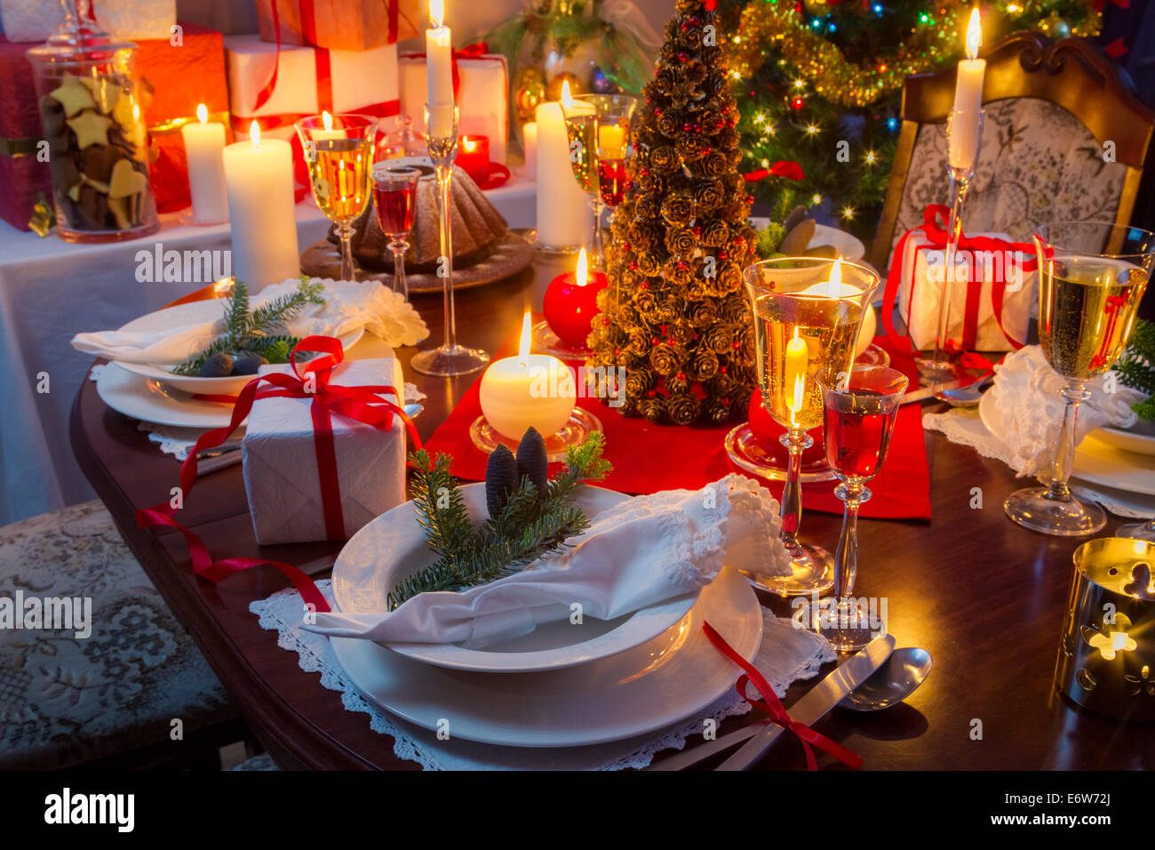 Special Christmas setting table Stock Photo - Alamy