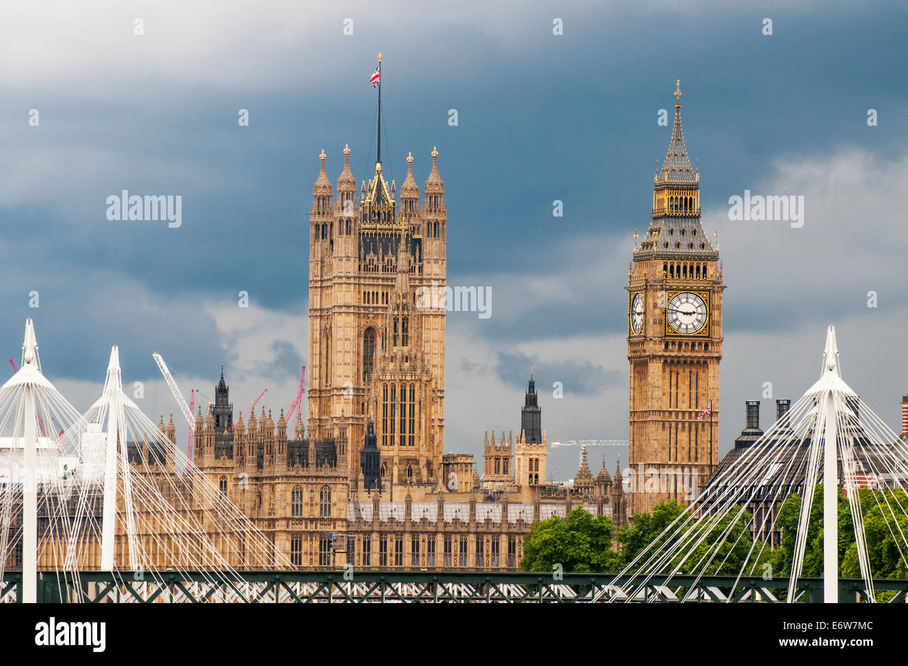 Big ben houses parliament westminster hi-res stock photography and ...