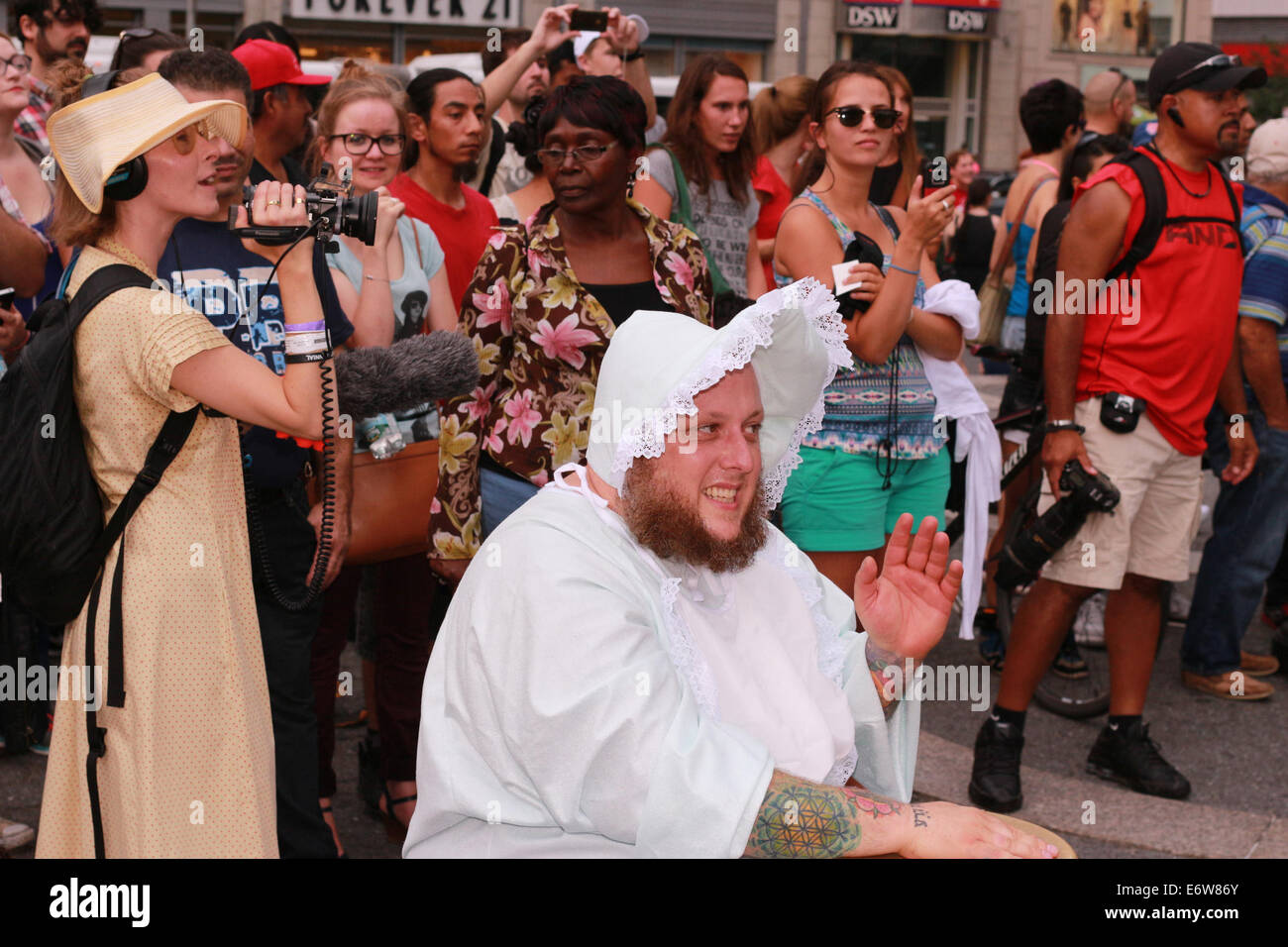 New York, New York, USA. 31st Aug, 2014. International Wackadoodle Love ...