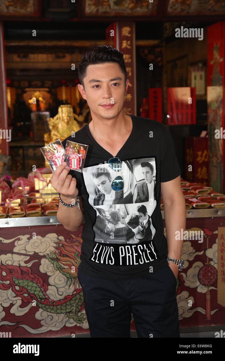 Wallace huo hi-res stock photography and images - Alamy
