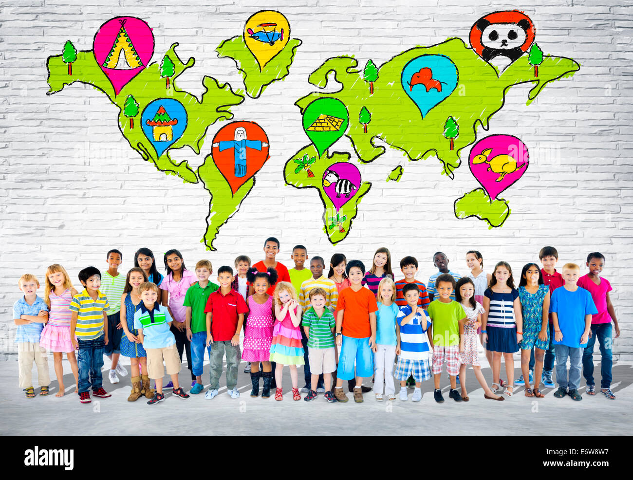 School children world map hi-res stock photography and images - Alamy