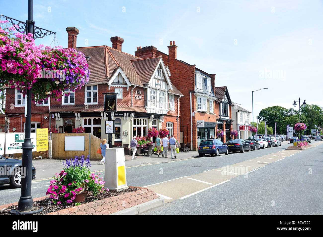 High Street, Ascot, Berkshire, England, United Kingdom Stock Photo - Alamy