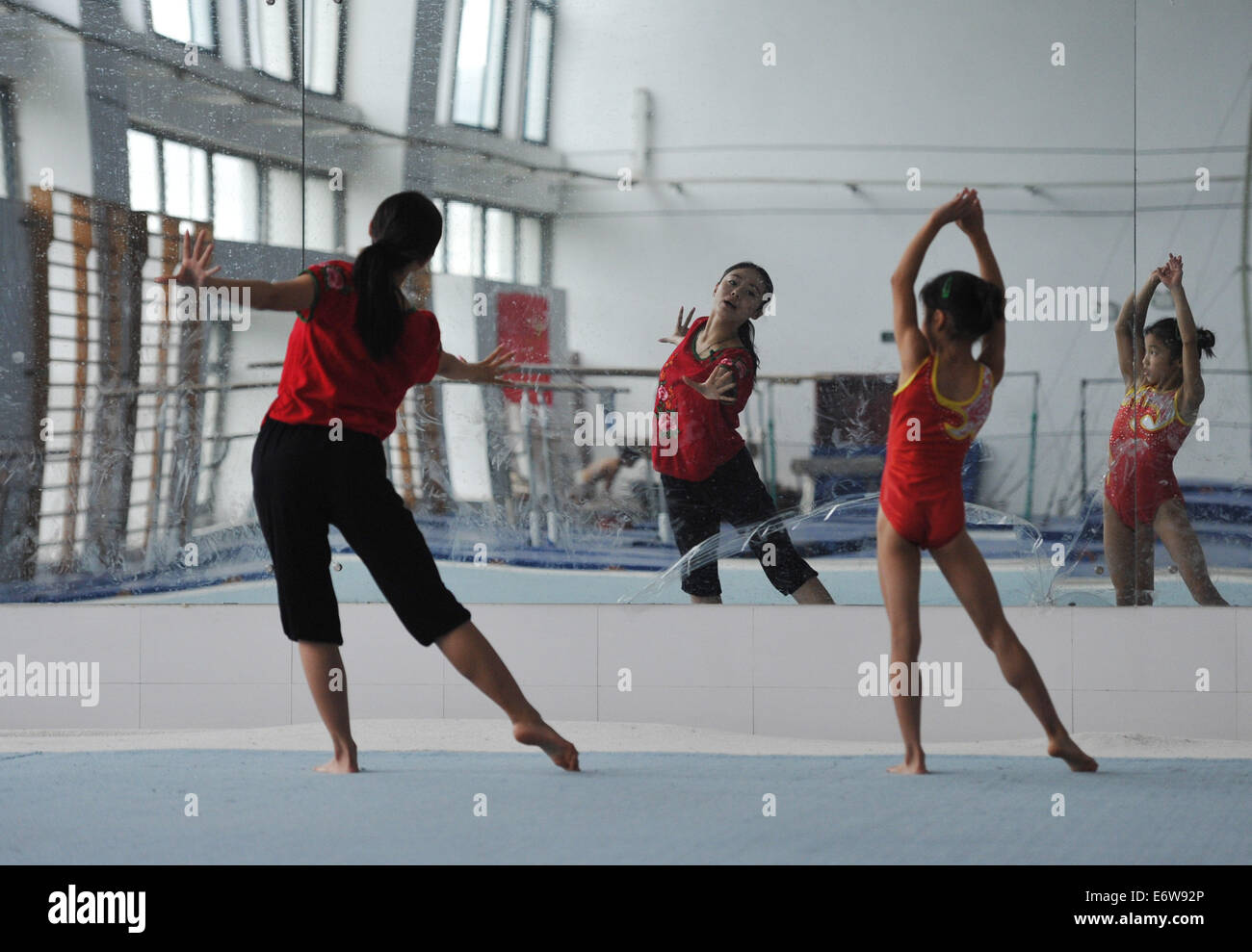 Rhythmic gymnastics team hi-res stock photography and images - Alamy