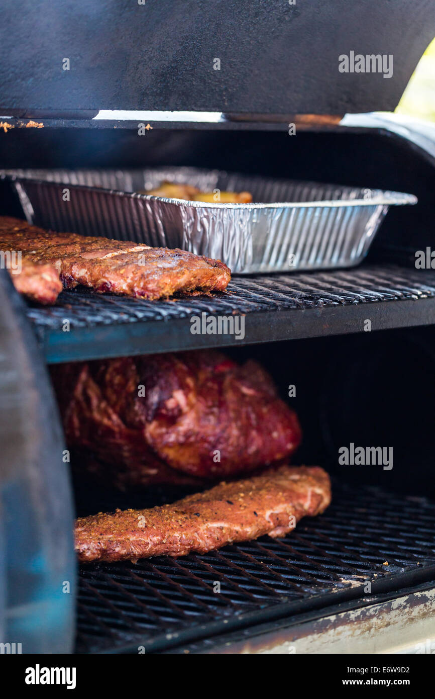 Competition barbecue hi-res stock photography and images - Alamy