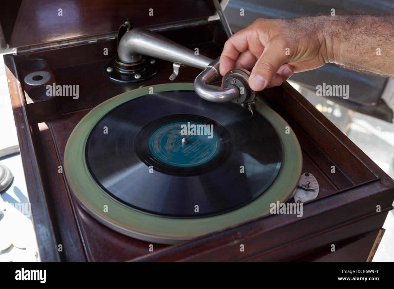Victrola phonograph hi-res stock photography and images - Alamy