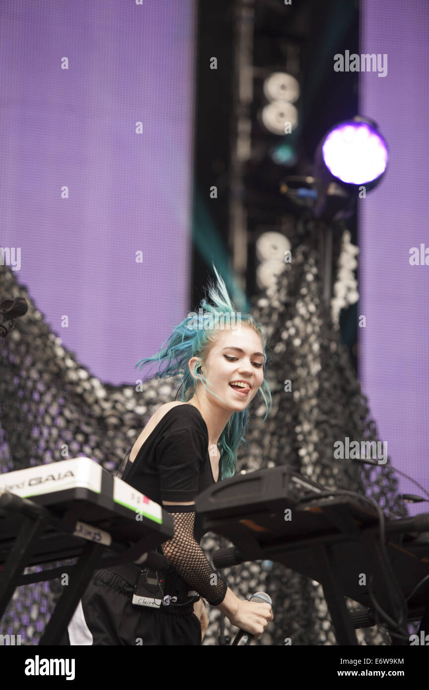Philadelphia, Pennsylvania, USA. 31st Aug, 2014. Singer, songwriter ...