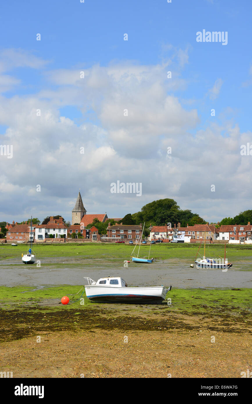 Bosham coastal village hi-res stock photography and images - Alamy