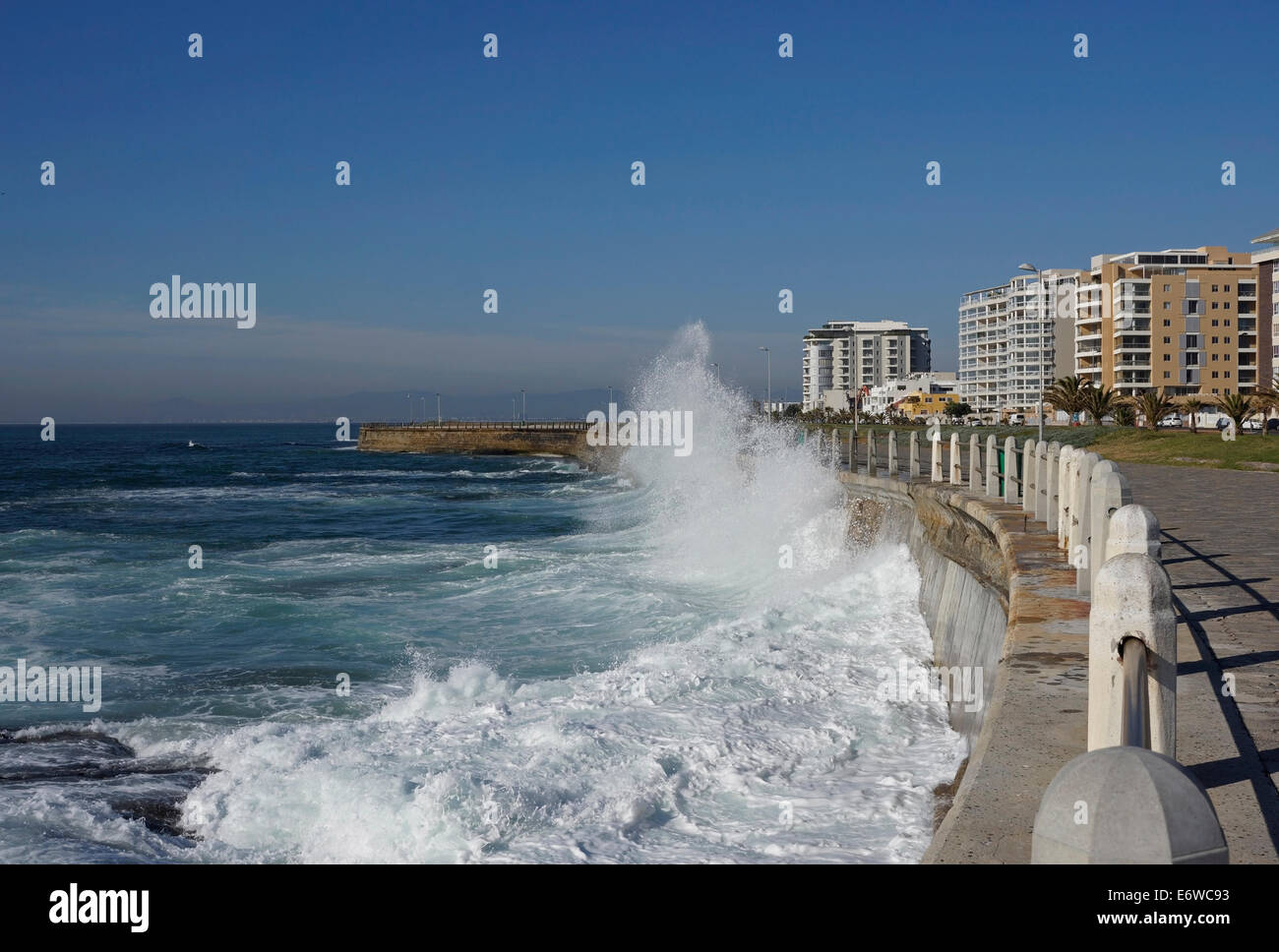 The Sea Point promenade near Cape Town Stock Photo - Alamy