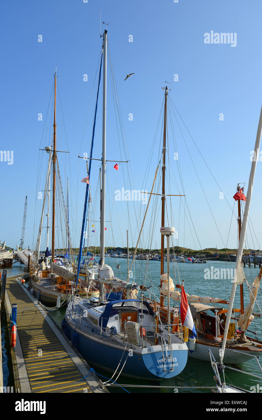 Littlehampton town hi-res stock photography and images - Alamy