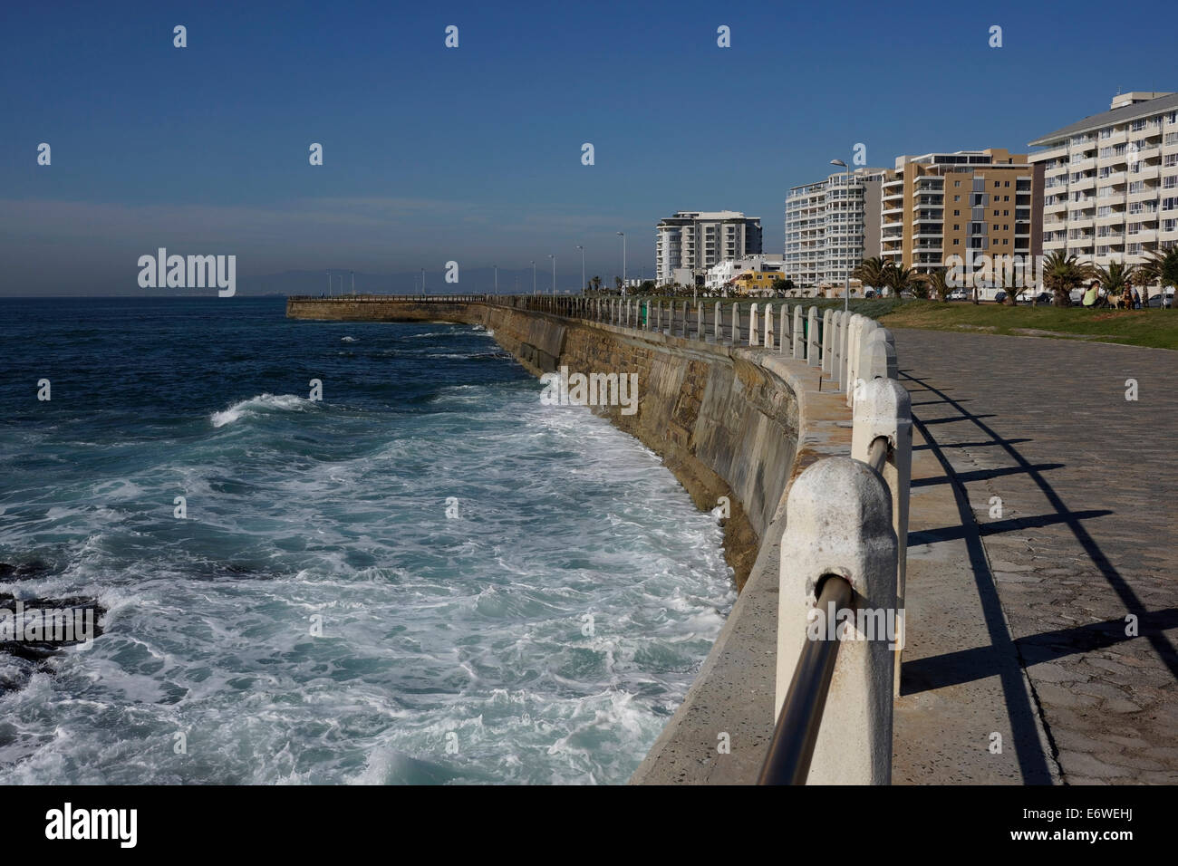 The Sea Point promenade near Cape Town Stock Photo - Alamy
