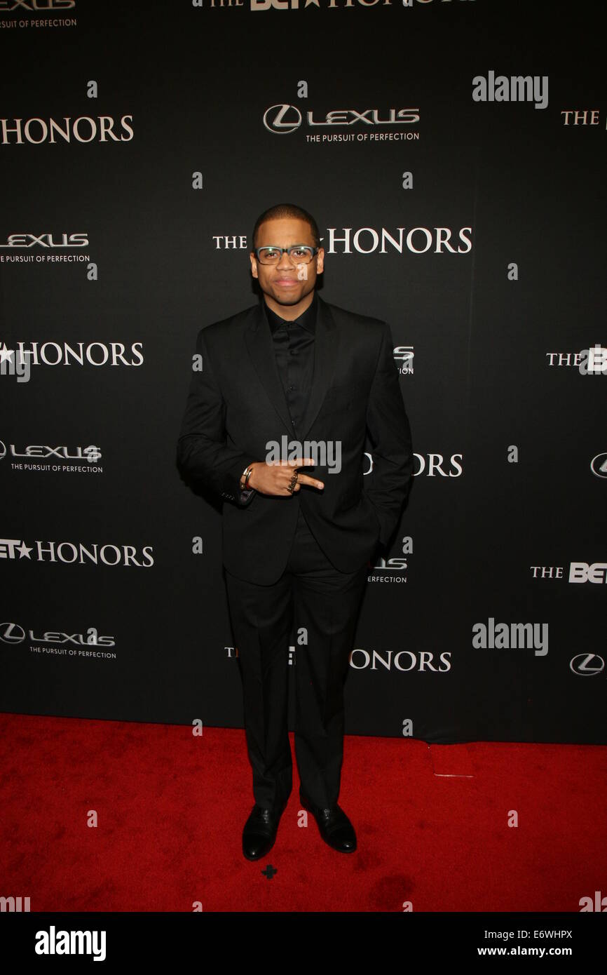The BET Honors 2014 Hosted by Wayne Brady Honoring Aretha Franklin ...