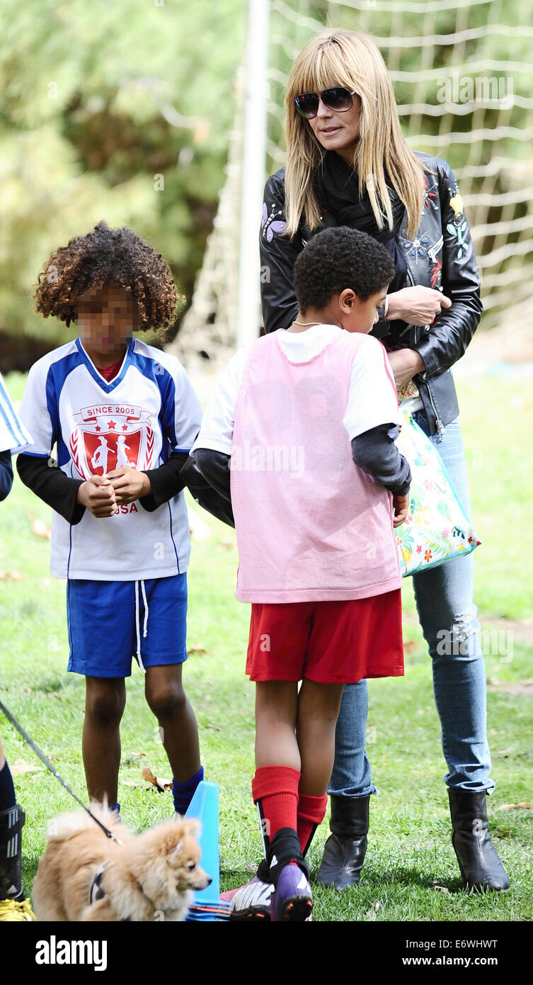 Heidi Klum takes her children to a soccer game in Brentwood Featuring ...