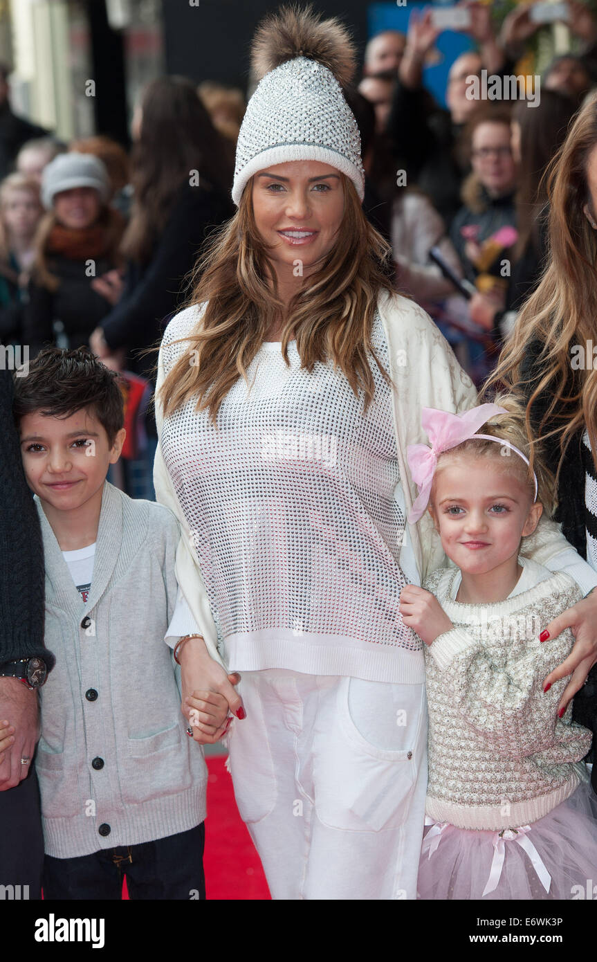 Princess tiaamii crystal esther andre hi-res stock photography and ...