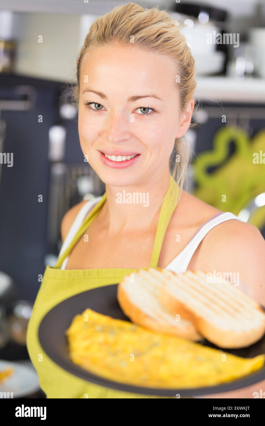 Preparing toasted bread hi-res stock photography and images - Alamy