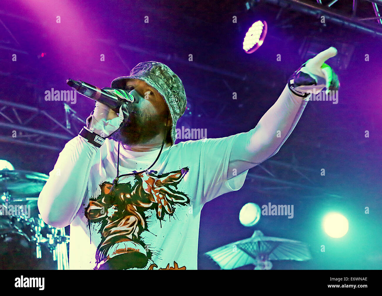 Limp Bizkit performing live on stage at the Liverpool O2 Academy ...