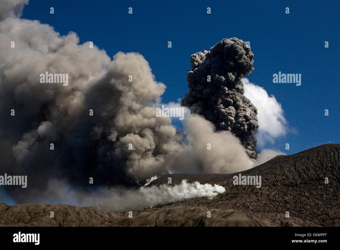 Tavurvur Volcano at daytime, Rabaul, East New Britain, Papua New Guinea ...