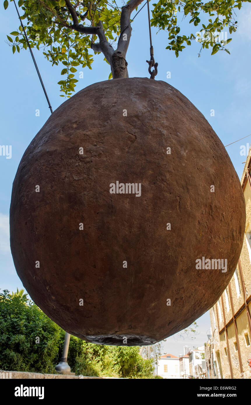 Floating tree hi-res stock photography and images - Alamy