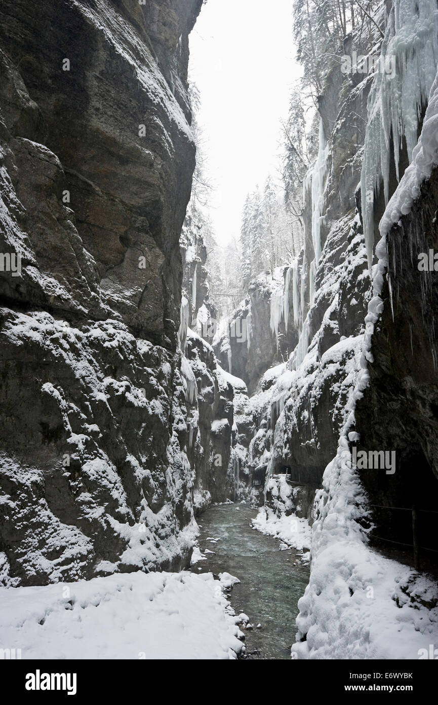 Partnach Gorge in winter, Garmisch-Partenkirchen, Bavaria, Germany ...