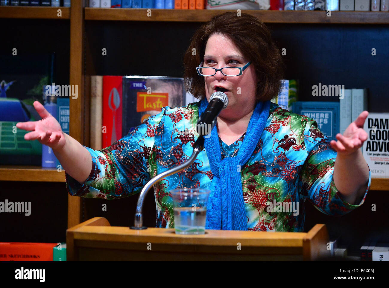 Rachel Caine signs copies of her new book 'Prince of Shadows: A Novel ...