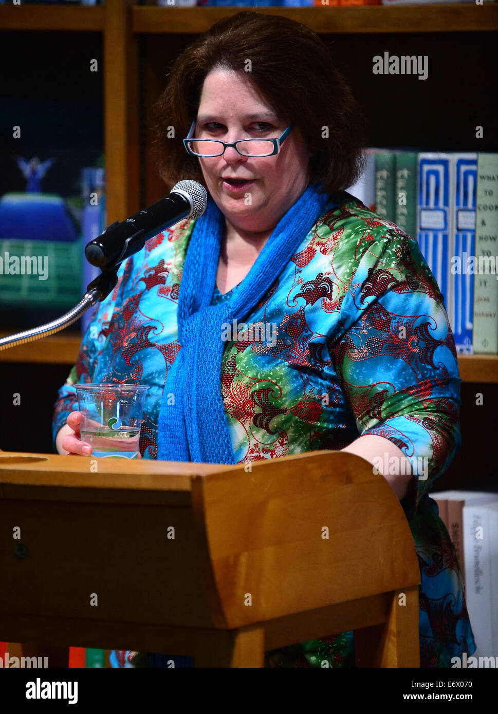 Rachel Caine signs copies of her new book 'Prince of Shadows: A Novel ...