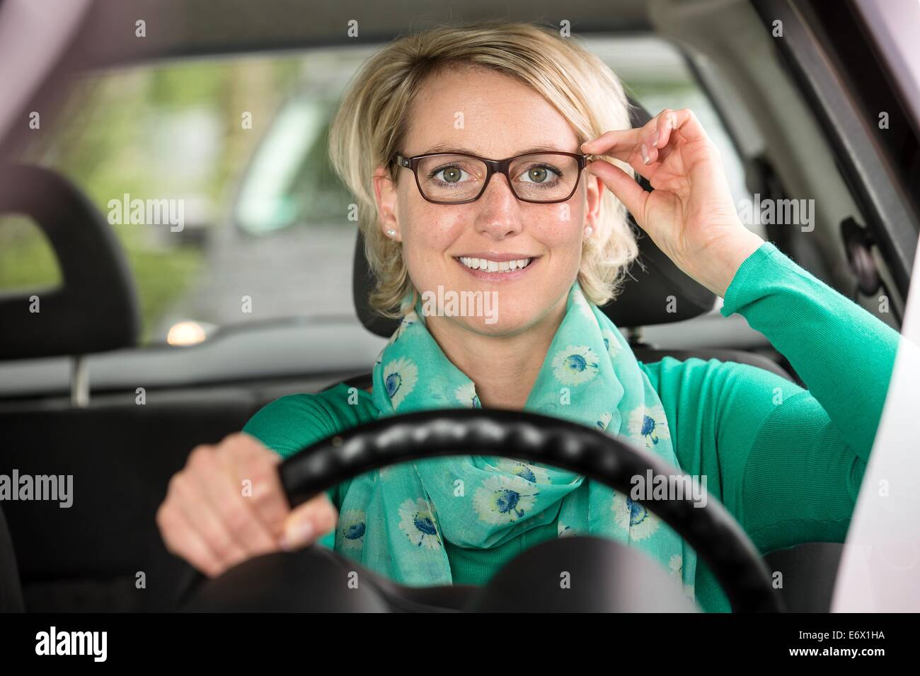 Car Driver Stock Photos & Car Driver Stock Images - Alamy