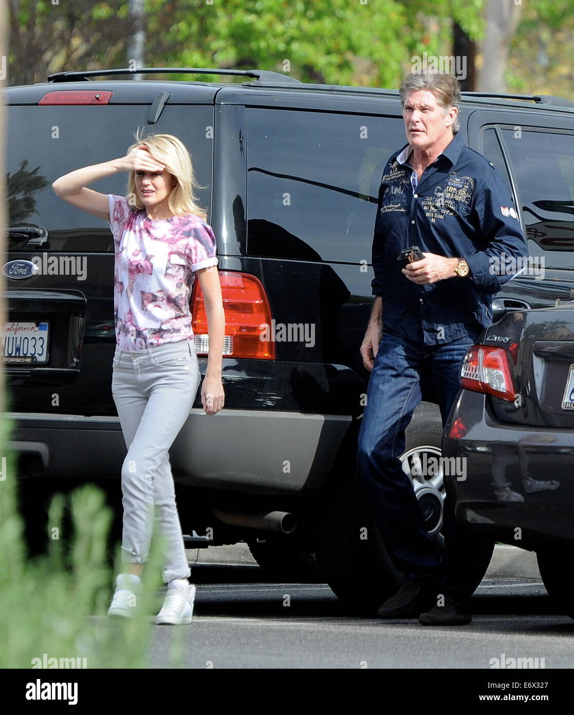 Former 'Baywatch' star David Hasselhoff shows off a toned physique at ...