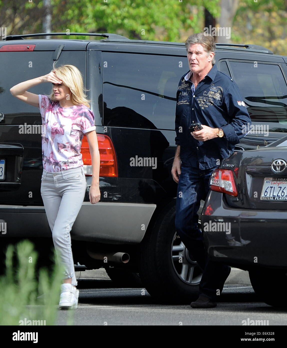 Former 'Baywatch' star David Hasselhoff shows off a toned physique at ...