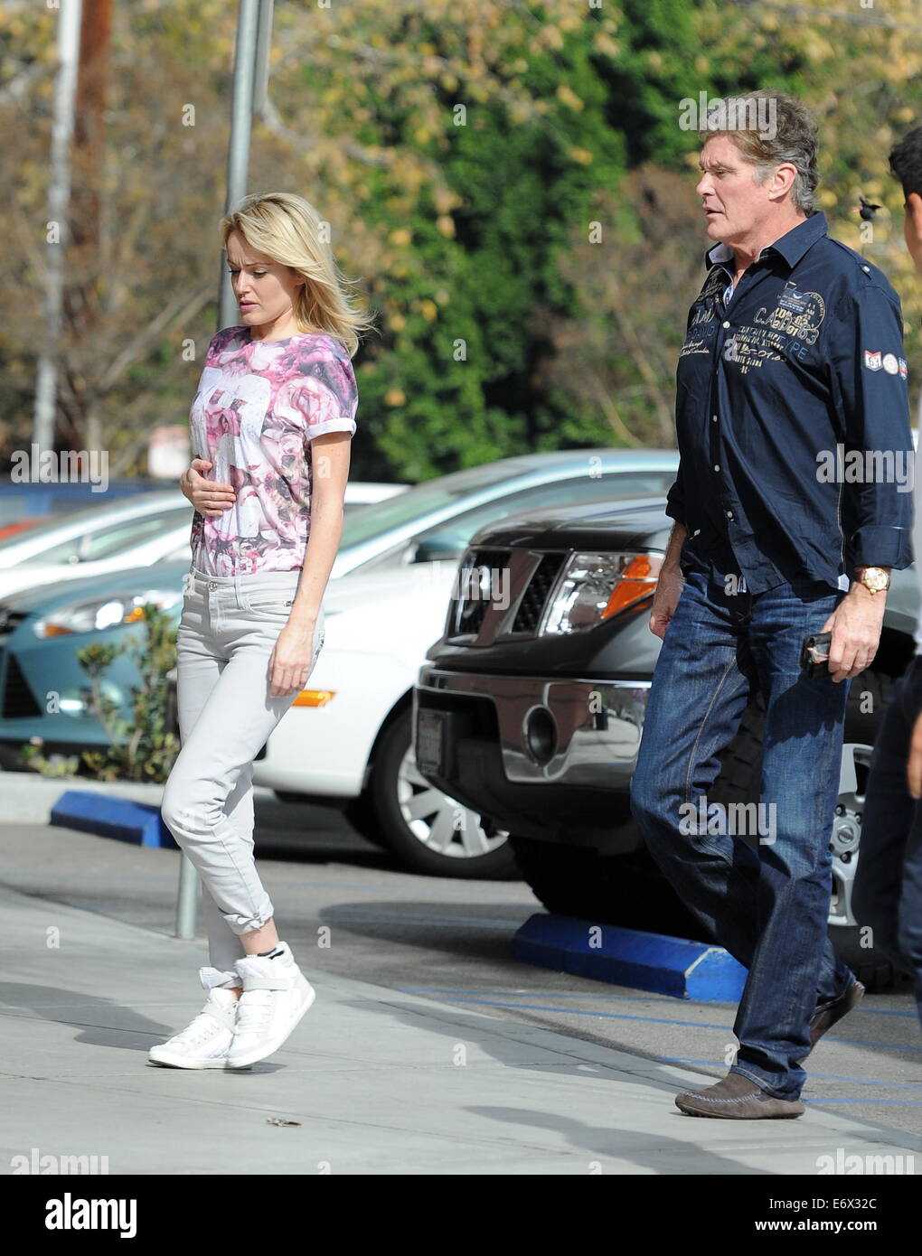 Former 'Baywatch' star David Hasselhoff shows off a toned physique at ...