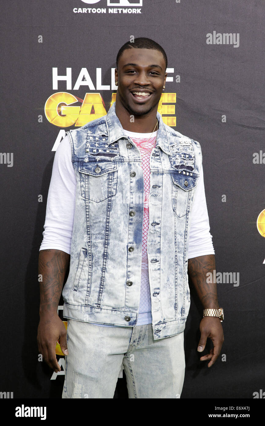 Cartoon Network's Hall of Game Awards at The Barker Hangar - Arrivals ...