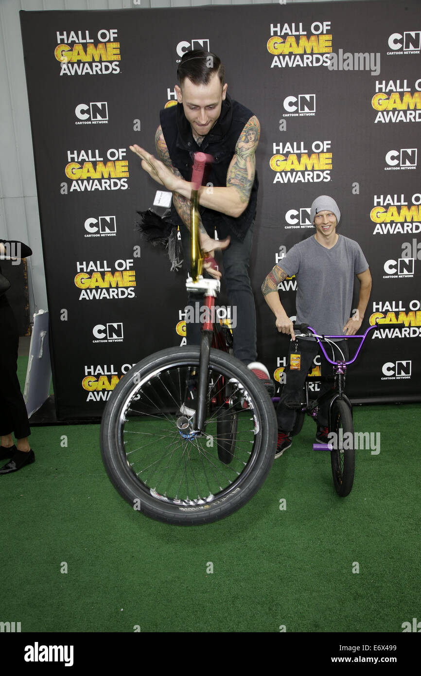 Cartoon Network's Hall of Game Awards at The Barker Hangar - Arrivals ...