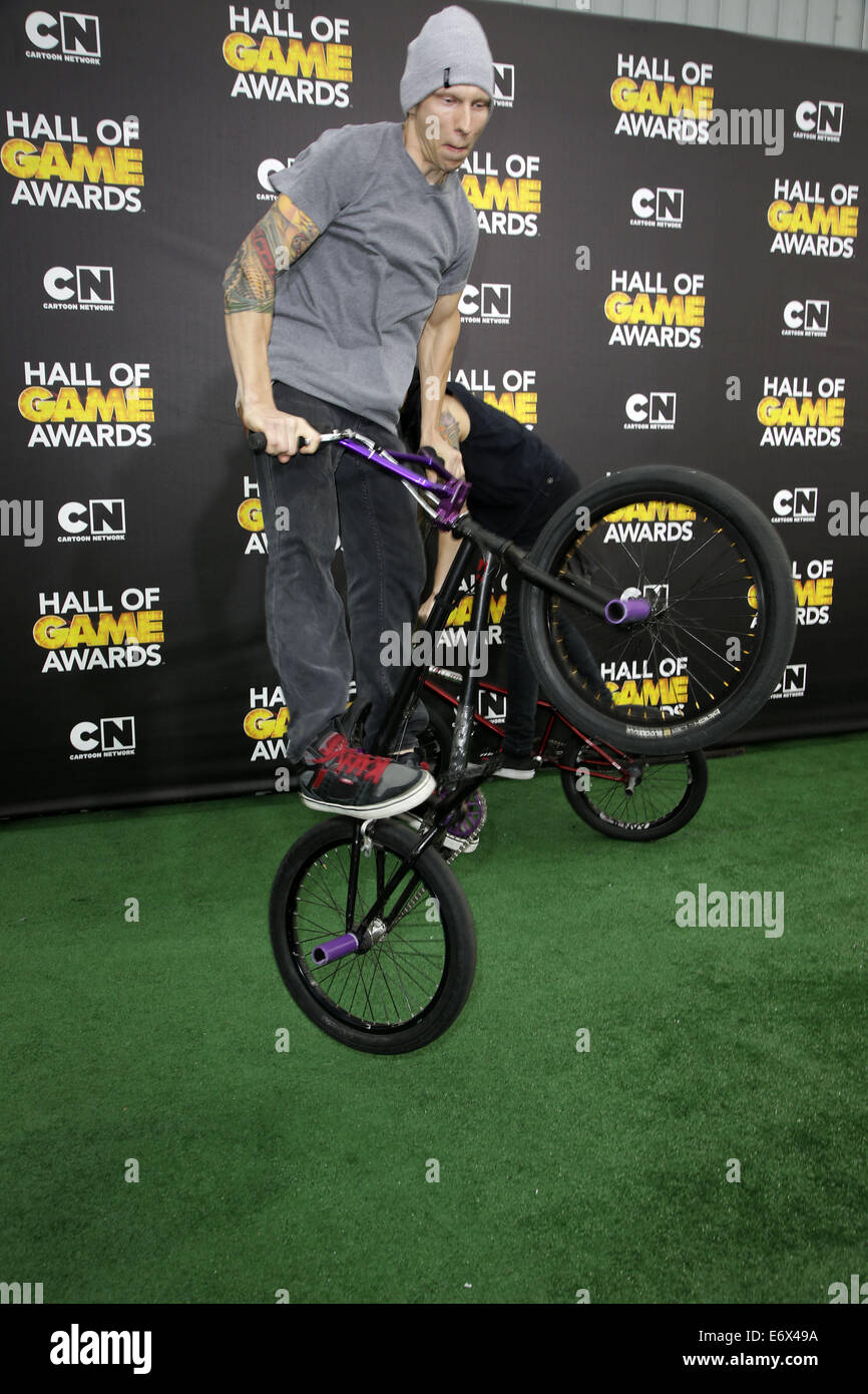 Cartoon Network's Hall of Game Awards at The Barker Hangar - Arrivals ...