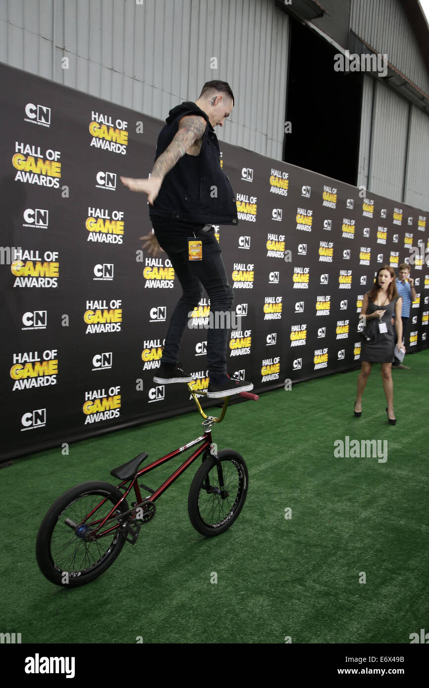 Cartoon Network's Hall of Game Awards at The Barker Hangar - Arrivals ...