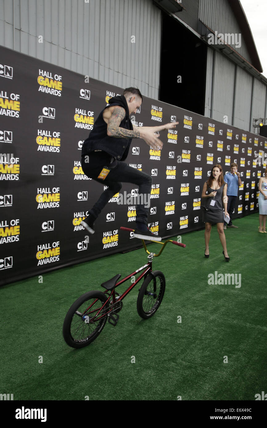 Cartoon Network's Hall of Game Awards at The Barker Hangar - Arrivals ...