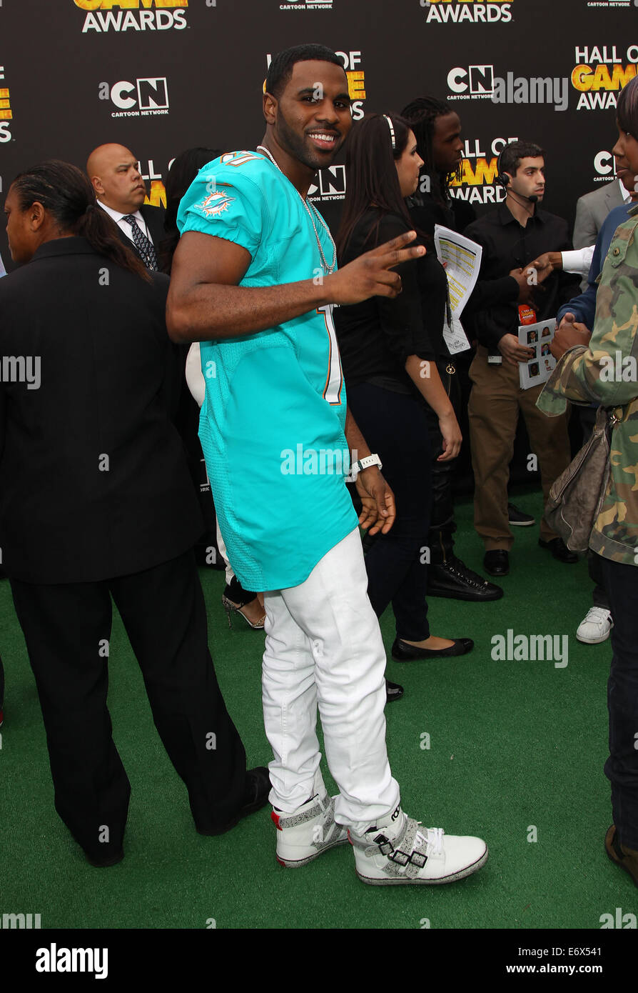 Cartoon Network's Hall of Game Awards at The Barker Hangar - Arrivals ...